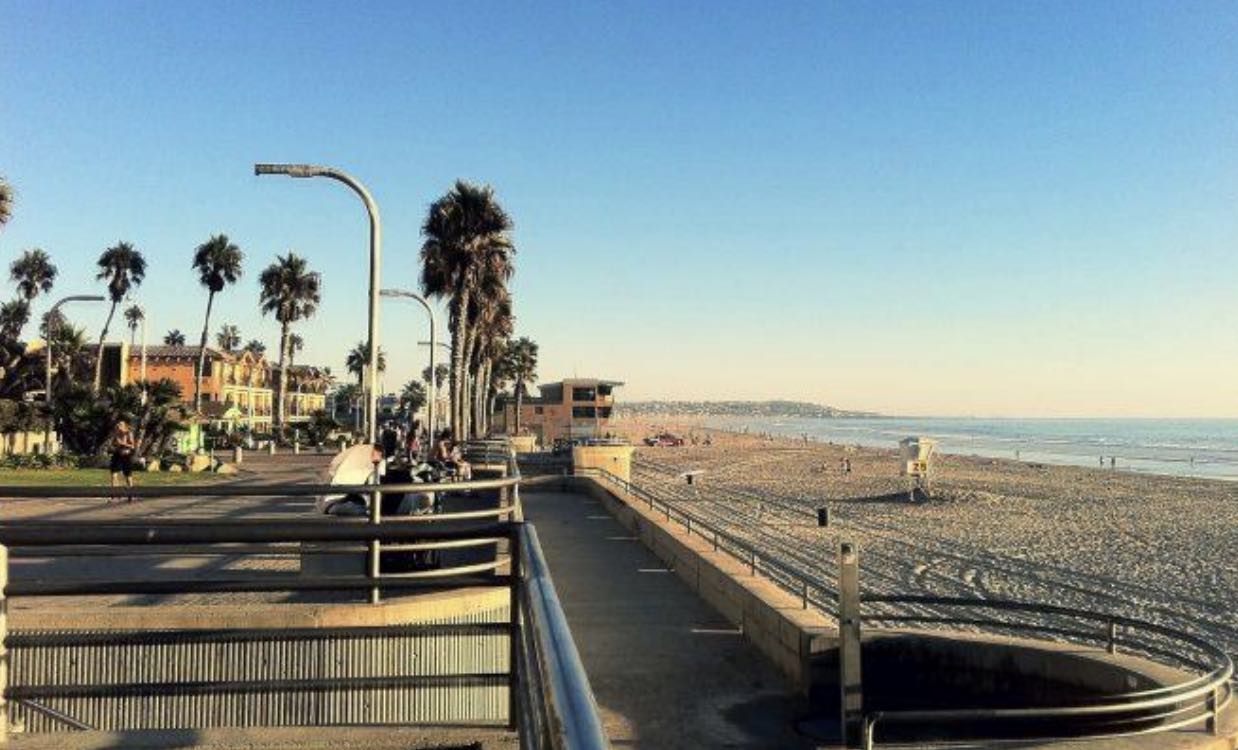 San Diego Entertainer Magazine - Mavericks Beach Club