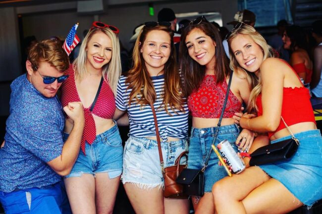 Best Bar Pacific Beach | Mavericks Beach Club | San Diego, CA